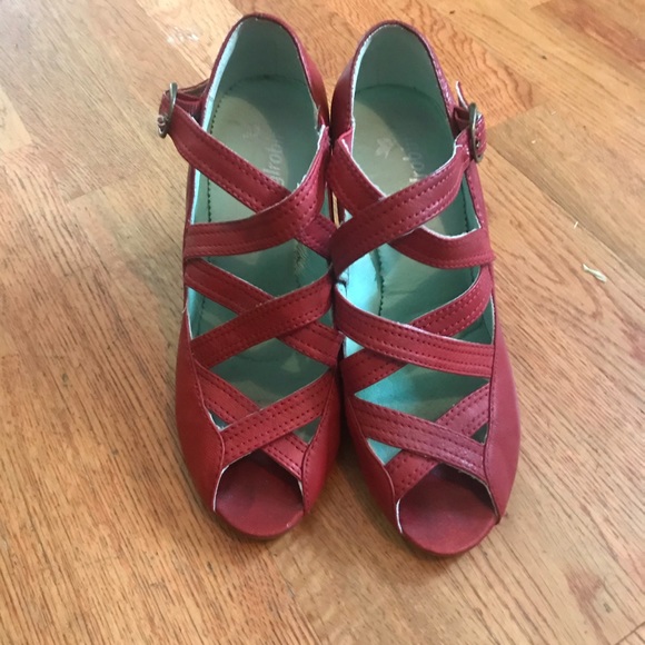 Faryl Robin | Shoes | Faryl Robin Wedge Sandal | Poshmark
